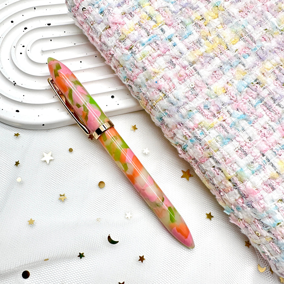 Pens : Moonman Peach Green Fountain Pen | HappieScrappie